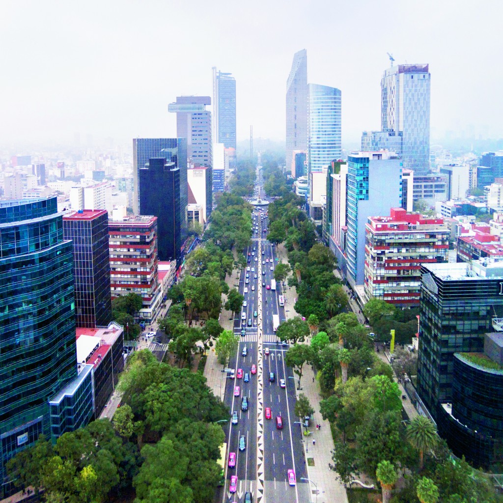 REFORMA: PASEO HISTÓRICO - Máspormás