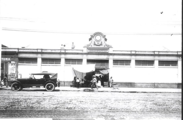 Conoce la historia del barrio de Peralvilla y sus monumentos históricos