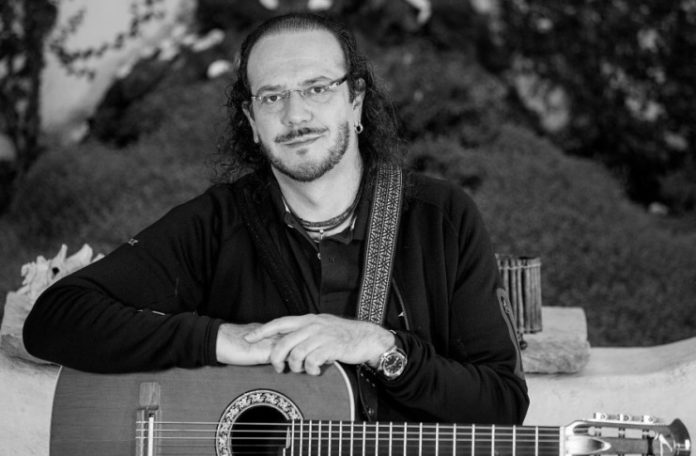 Fernando Delgadillo promociona su nuevo disco con una gira