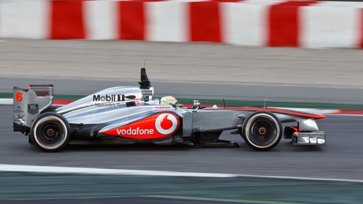 Con la renovación de Checo Pérez en Red Bull, ¿cuántos años cumplirá el ...