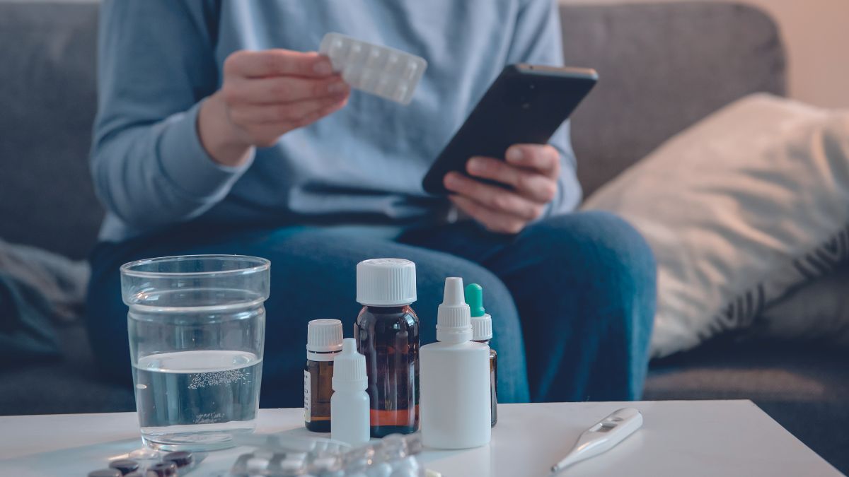 Automedicación, una práctica común y de riesgo entre mexicanxs - Máspormás