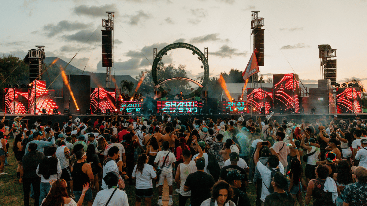 Vive una experiencia única en el Aqua Color Fest 2025 - Máspormás